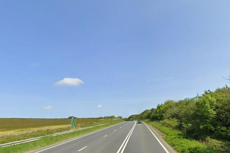 People trapped after A-road crash