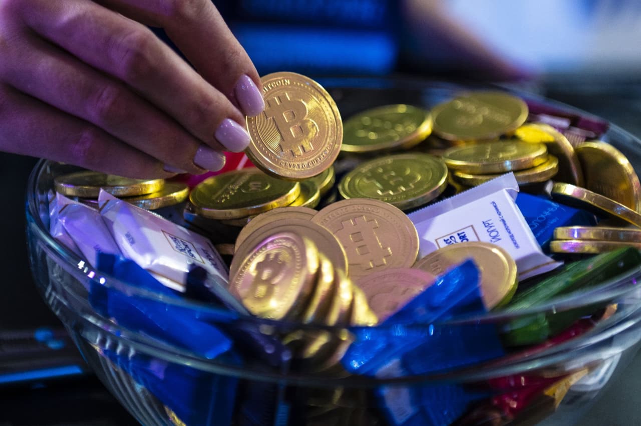 Bitcoin falls below $70,000. Why this crypto crisis is getting scary.