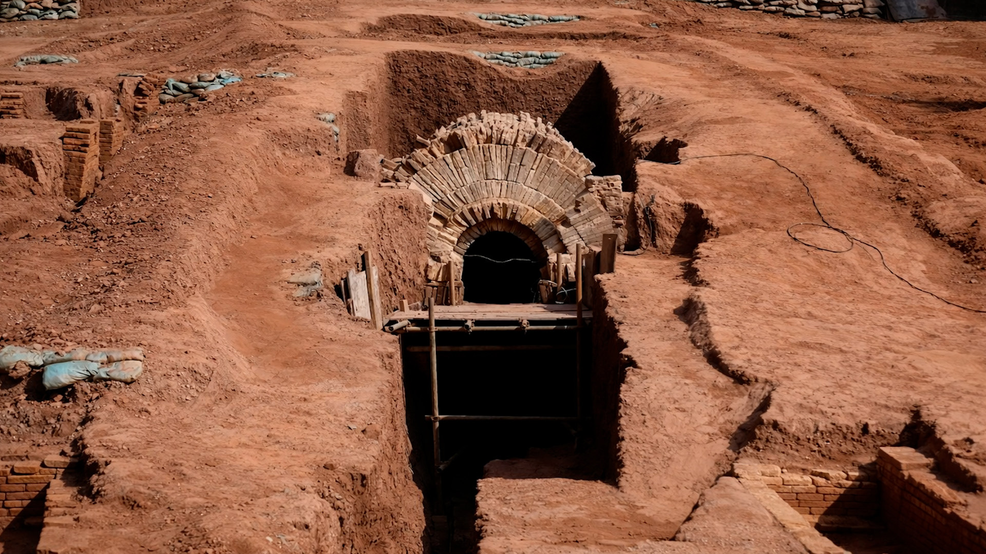 What archaeologists discovered this year