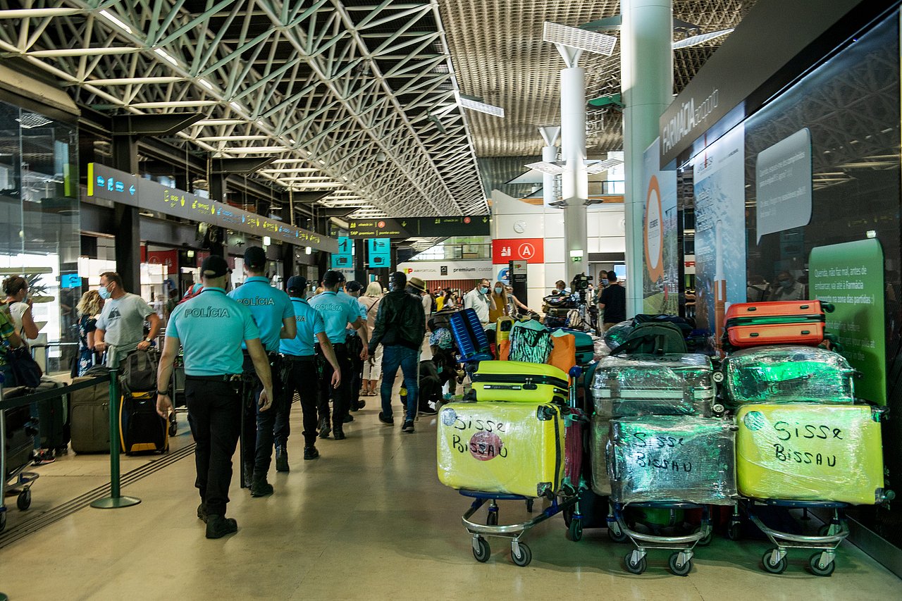 MAI anuncia reforço de 340 operacionais nos aeroportos a partir de 4 de ...