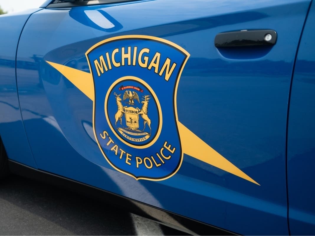 Police investigating Oakland County freeway shooting