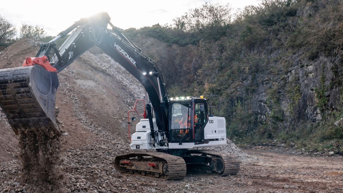 Smooth moves on a tough job site