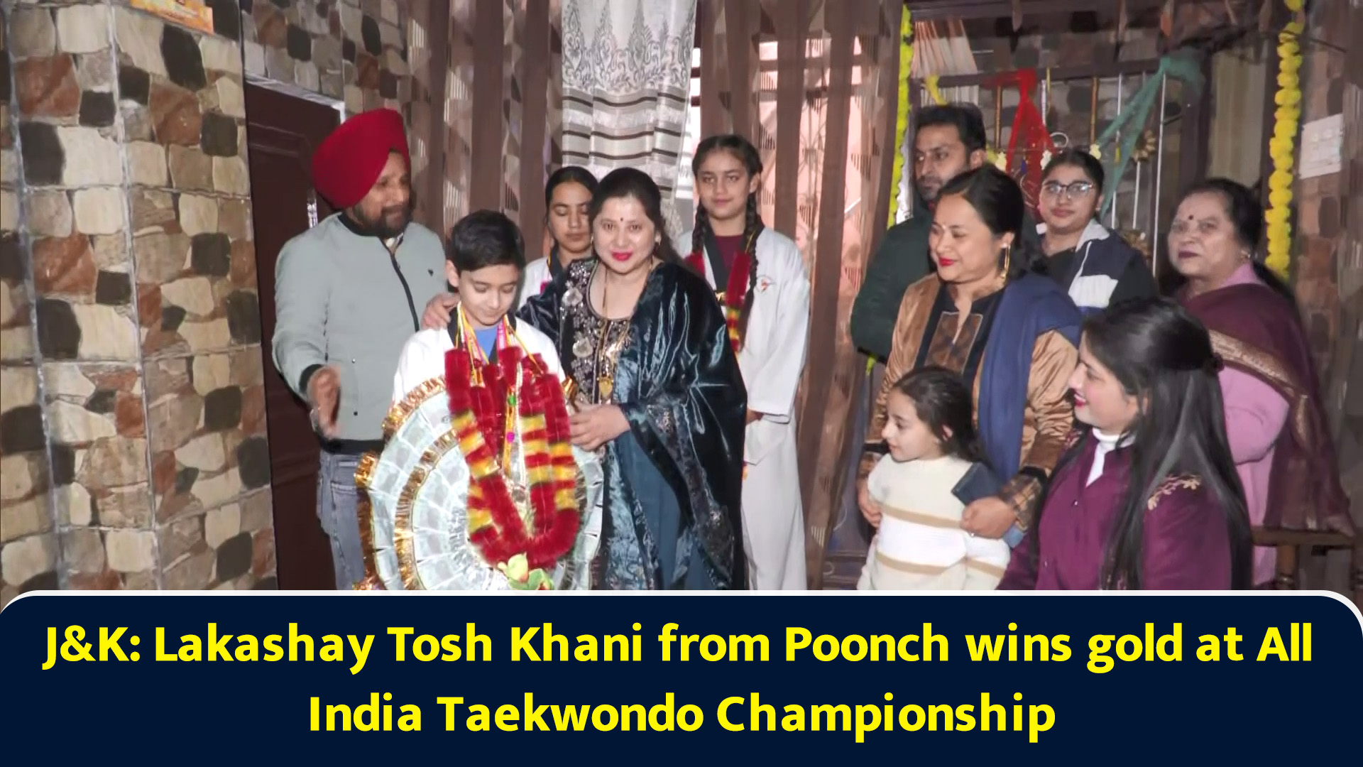 J&K: Lakashay Tosh Khani from Poonch wins gold at All India Taekwondo ...