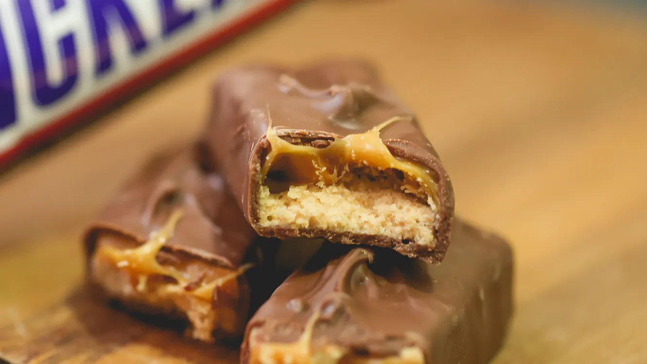 A surprising Snickers collaboration with Classic Cream brings a new ...