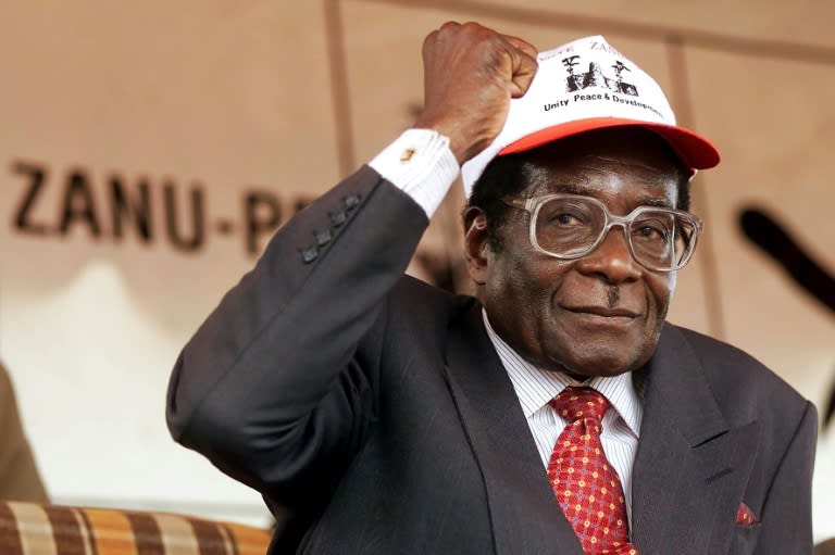Zimbabwe’s president defends land seizures from whites and touches on ...