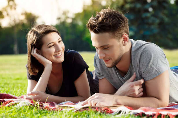 5 subtle signs someone is secretly attracted to you