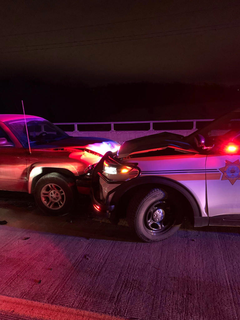 Update: Linn County deputy, wrong way driver injured in Highway 100 crash