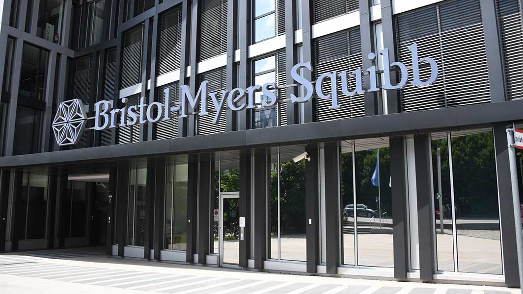 Bristol Myers expects sales to decline this year; so why is the stock ...