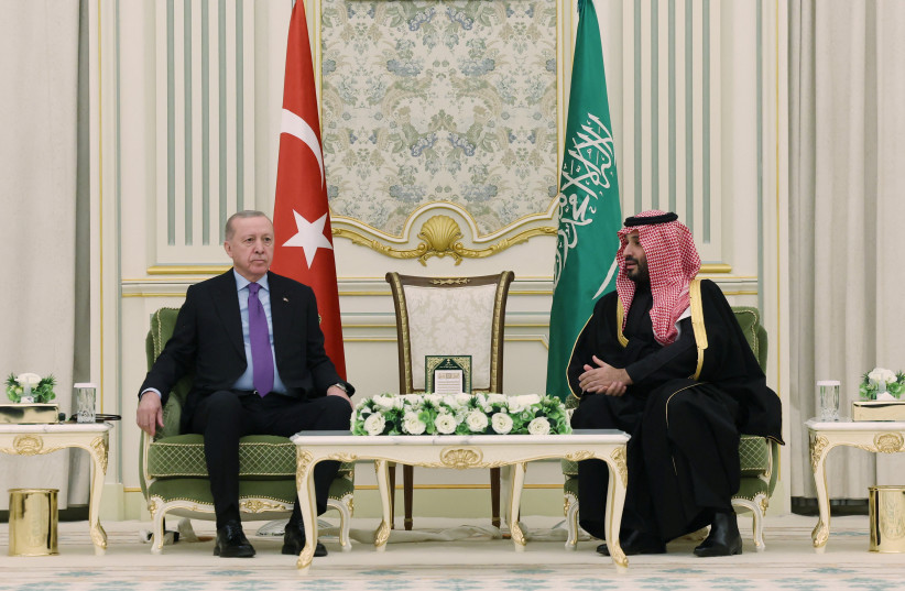 Turkey, Syria, Jordan unveil Gulf-Europe rail corridor as Ankara pushes ...
