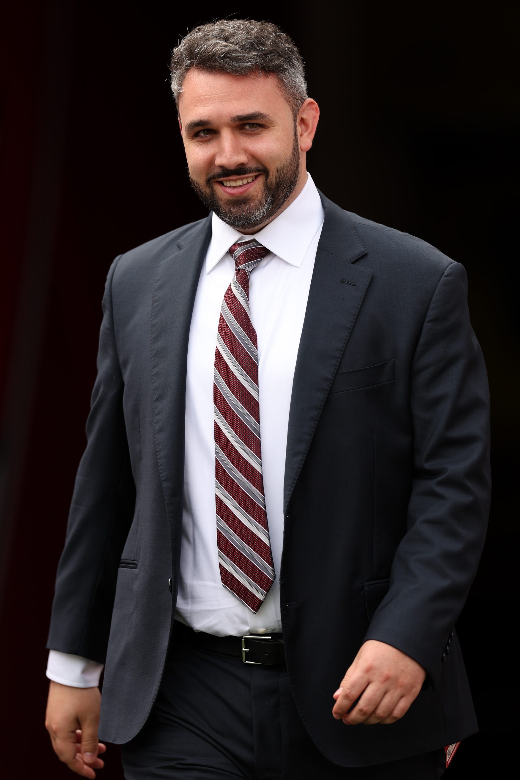 Former USC chief of staff Brandon Sosna hires Eric Henderson to NFL