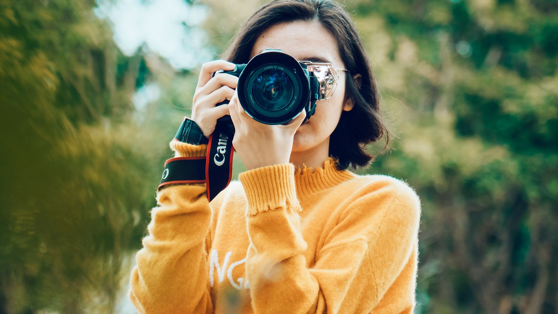 20 tips for looking good in photos