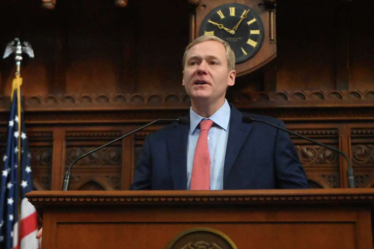 CT House speaker issues warning after legislator wears 'ICE in' message ...