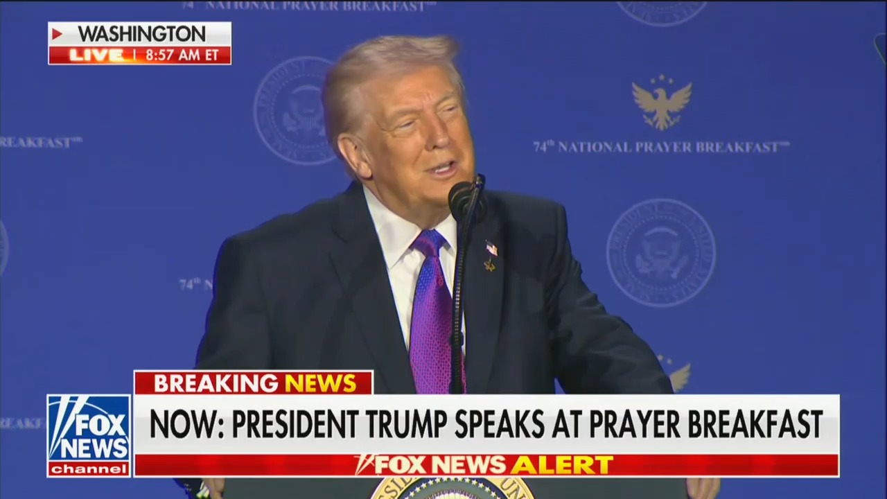 Trump kicks off prayer breakfast in wild fashion — attacks Christian ...
