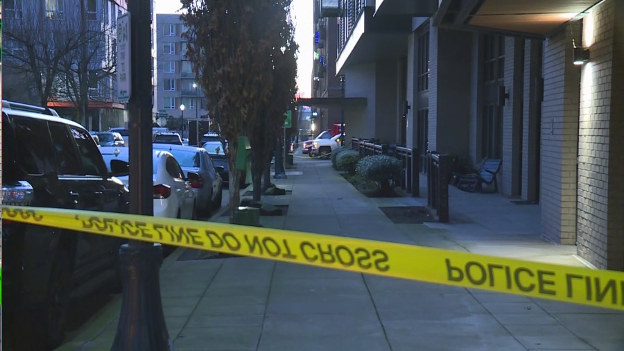 Suspect shot, killed by police in NW Portland apartment building