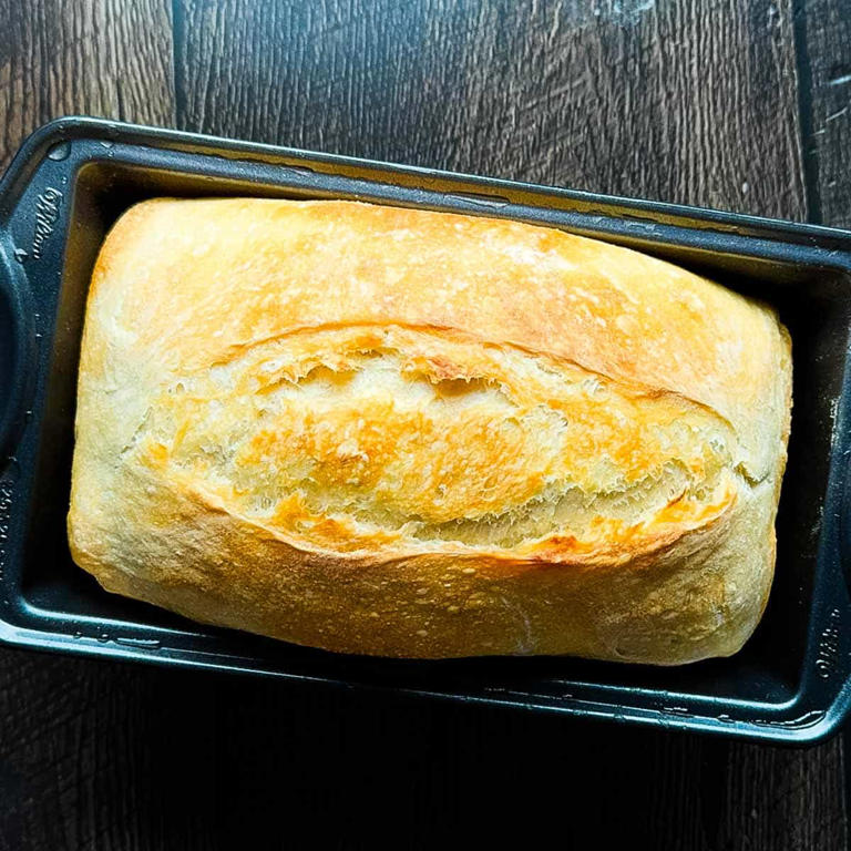 No knead sourdough sandwich bread