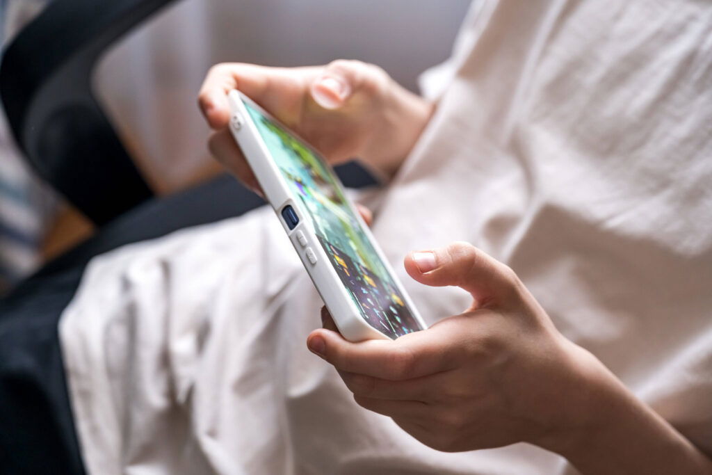 Parental control settings for online gaming that parents should know