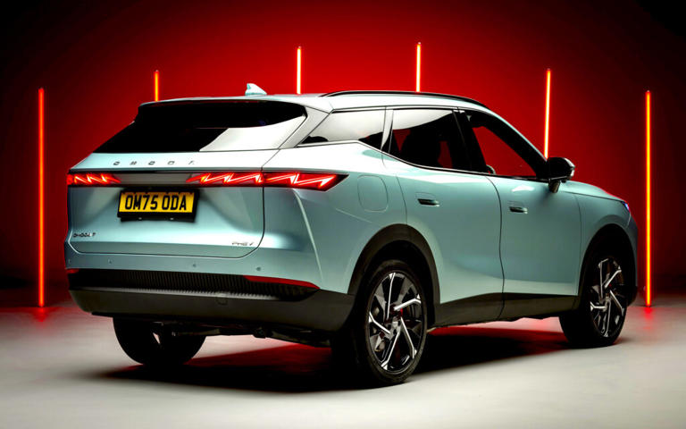They nicknamed it the Temu Range Rover, car insurers are pricing it ...