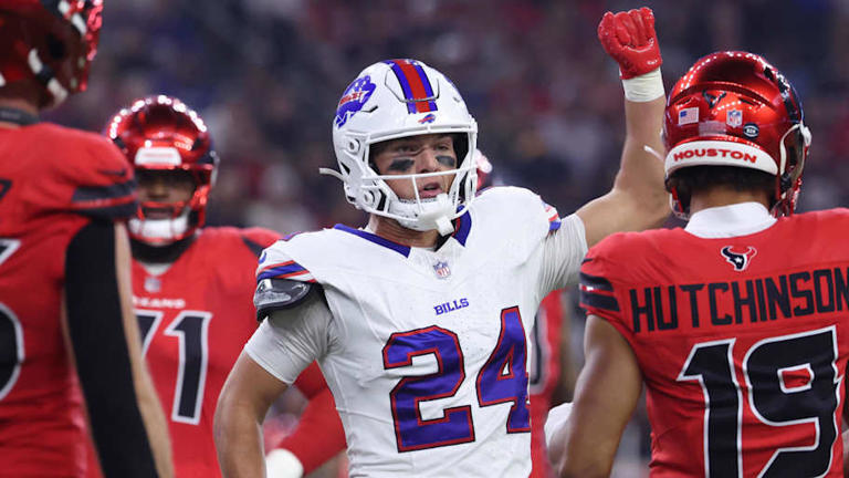 Bills' Jim Leonhard hire dream come true for star Buffalo defensive player