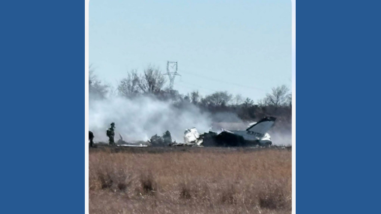 Pilot unharmed in single-engine plane crash at Houston County Airport