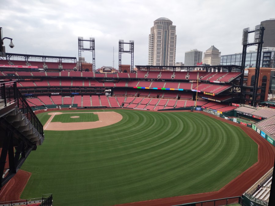 Cardinals expect $20M drop in TV revenue after switch to MLB streaming