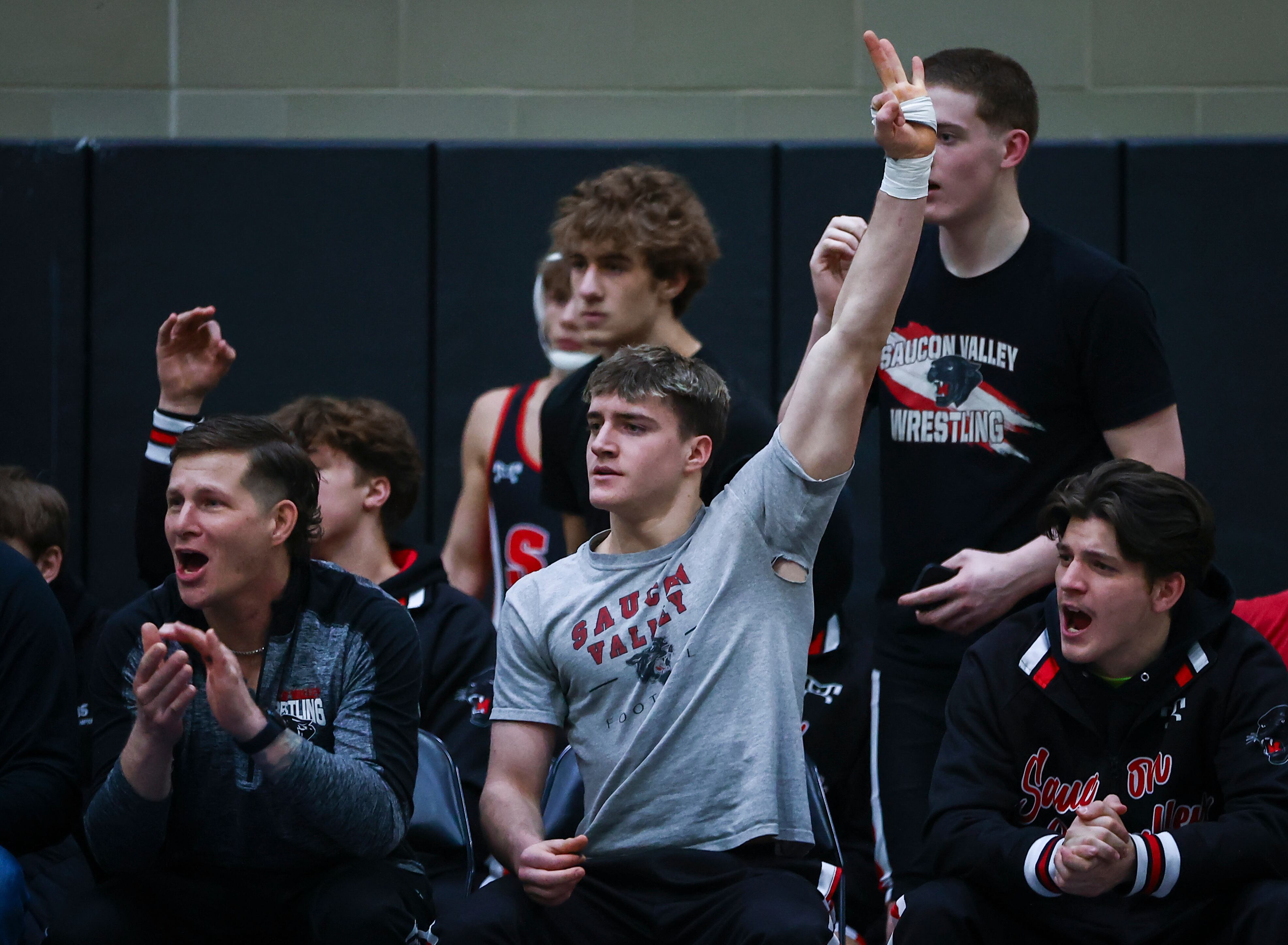 Saucon Valley wrestling pulls off stunning win in 1st round of the PIAA ...