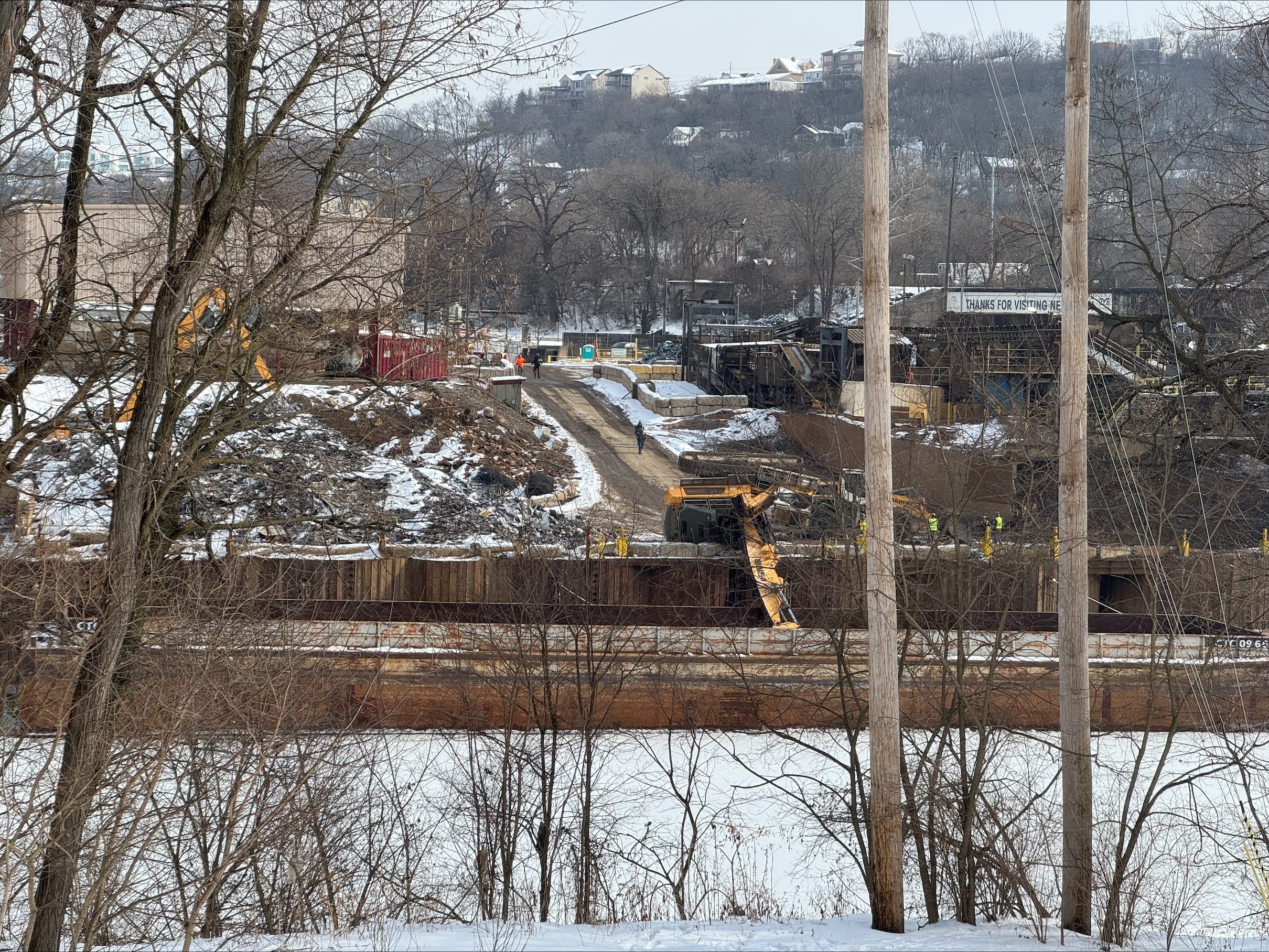Kentucky man rescued from icy river after crane collapses