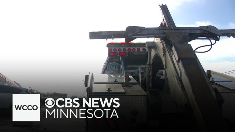 Towing business returning cars abandoned by arrested immigrants to ...