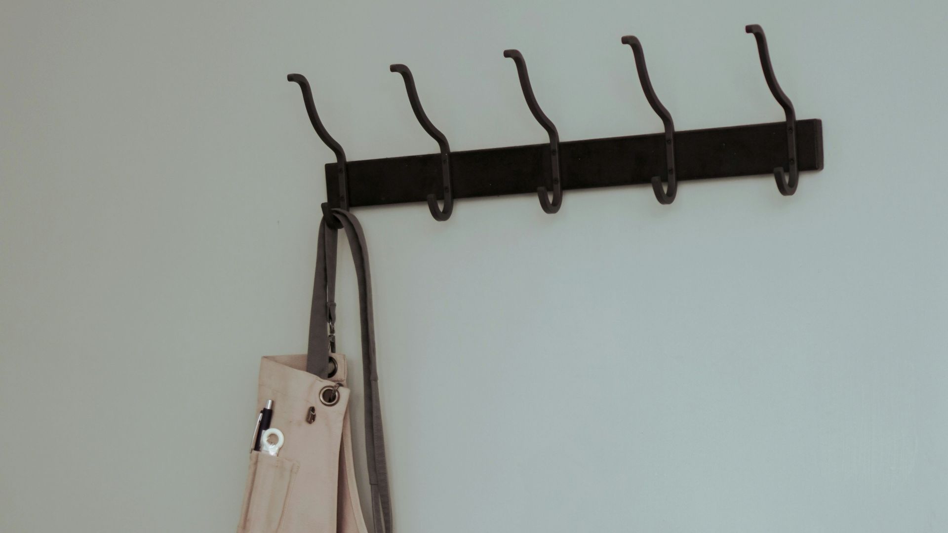 20 creative things you can repurpose junk car parts into