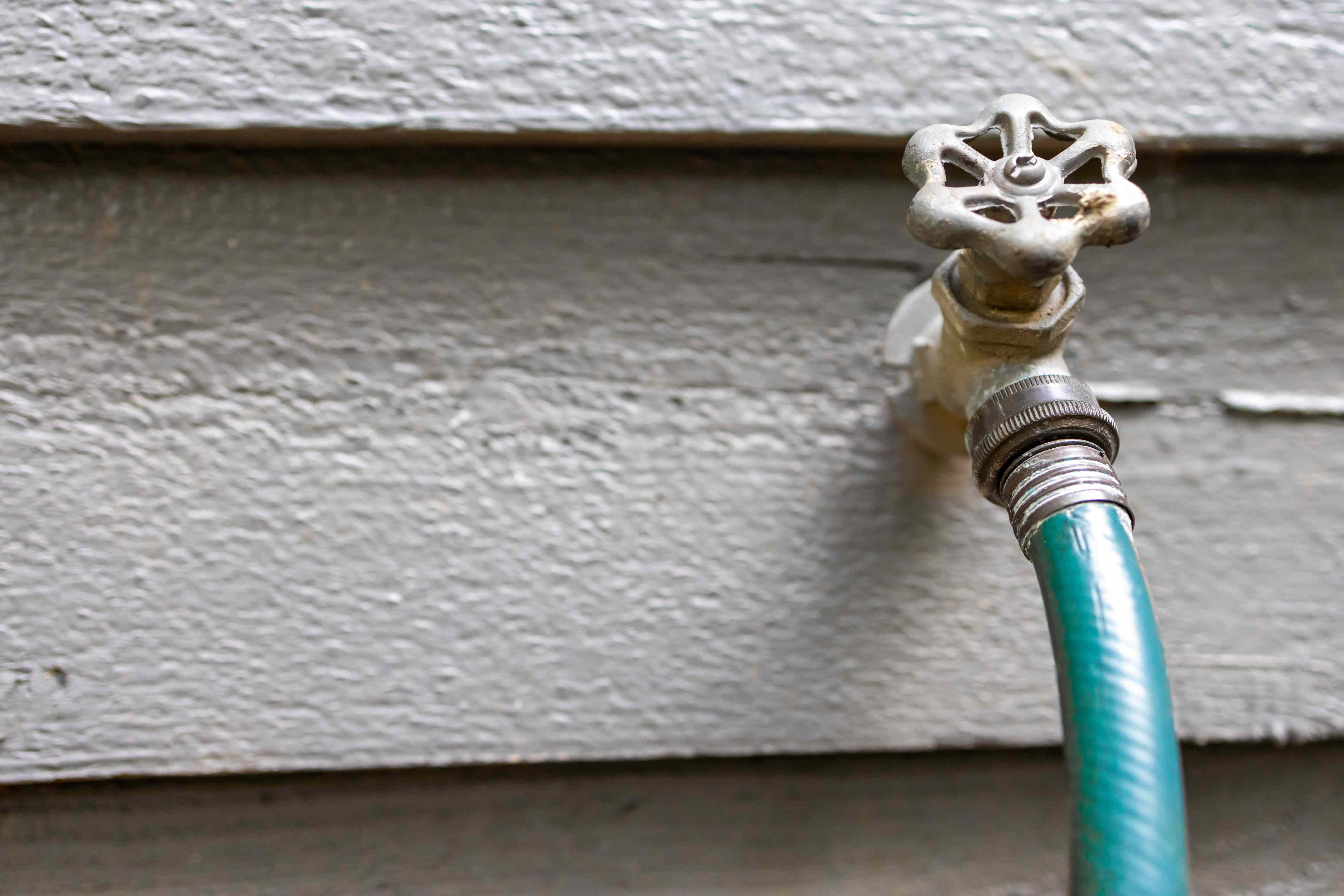 Do you really need to remove hoses from outdoor spigots in winter?
