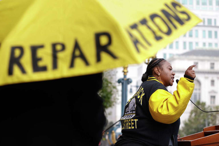 Conservative group sues SF over reparations plan
