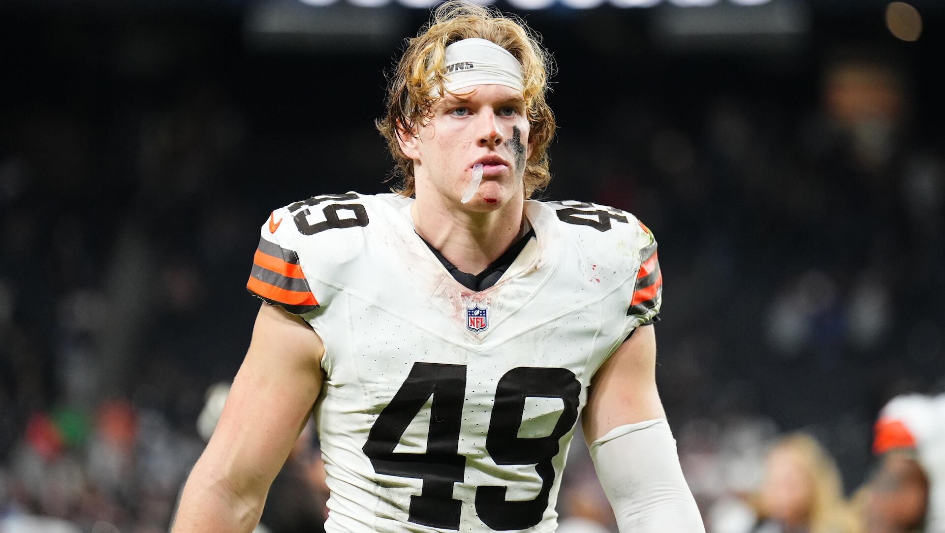 2026 NFL honors: Carson Schwesinger named defensive rookie of the year ...