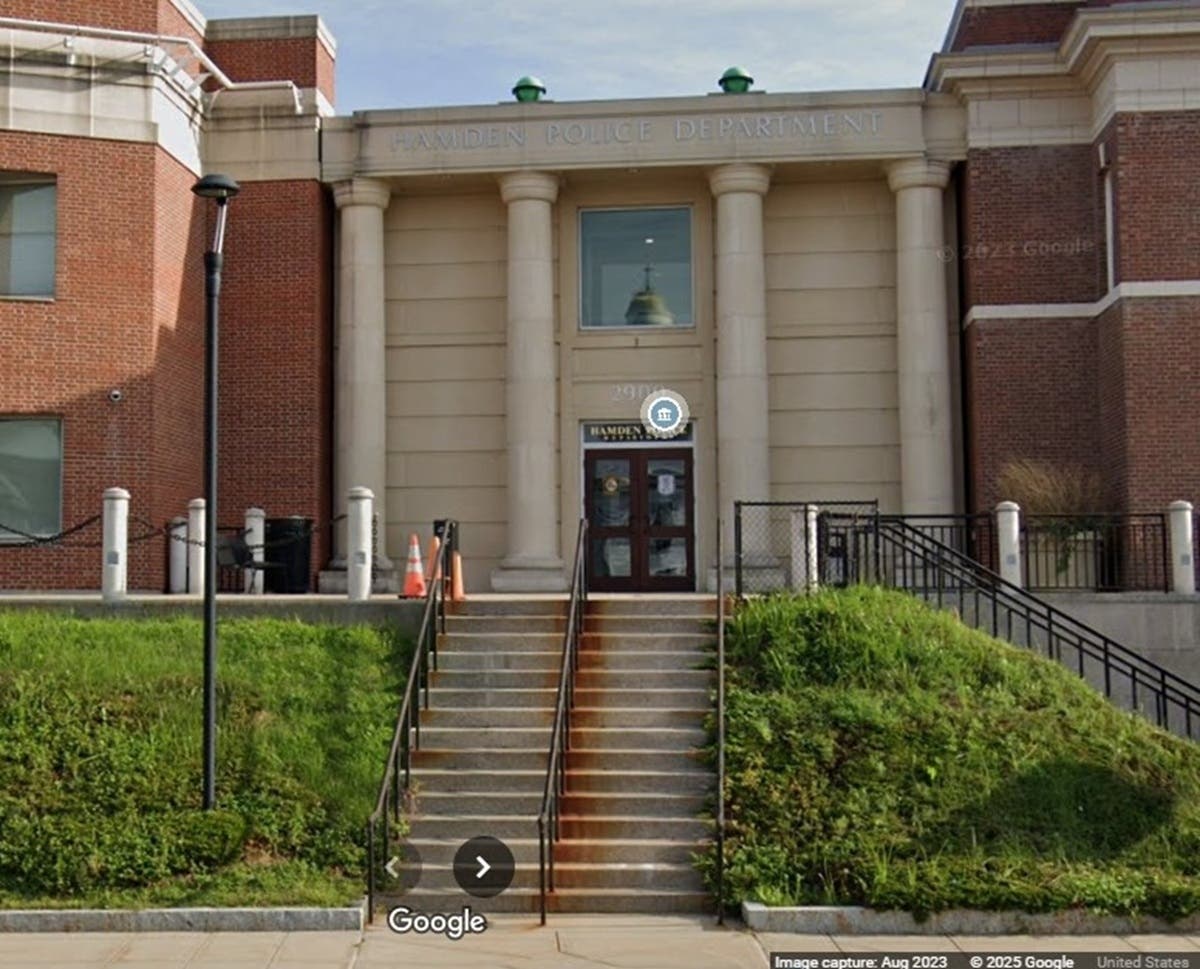 Hamden deputy police chief placed on leave, investigation launched: reports