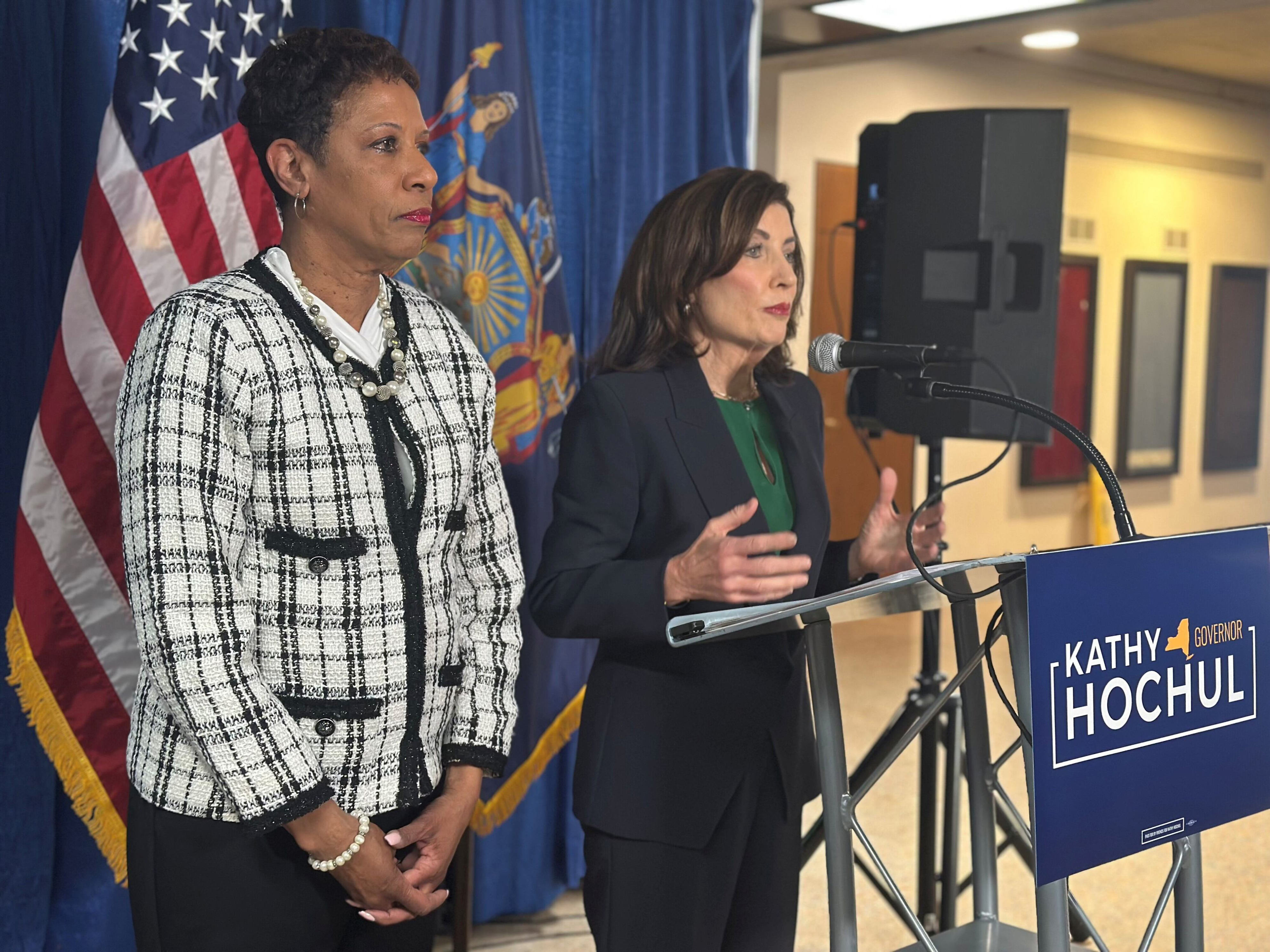 Hochul to sign right-to-die bill for people with a terminal diagnosis ...