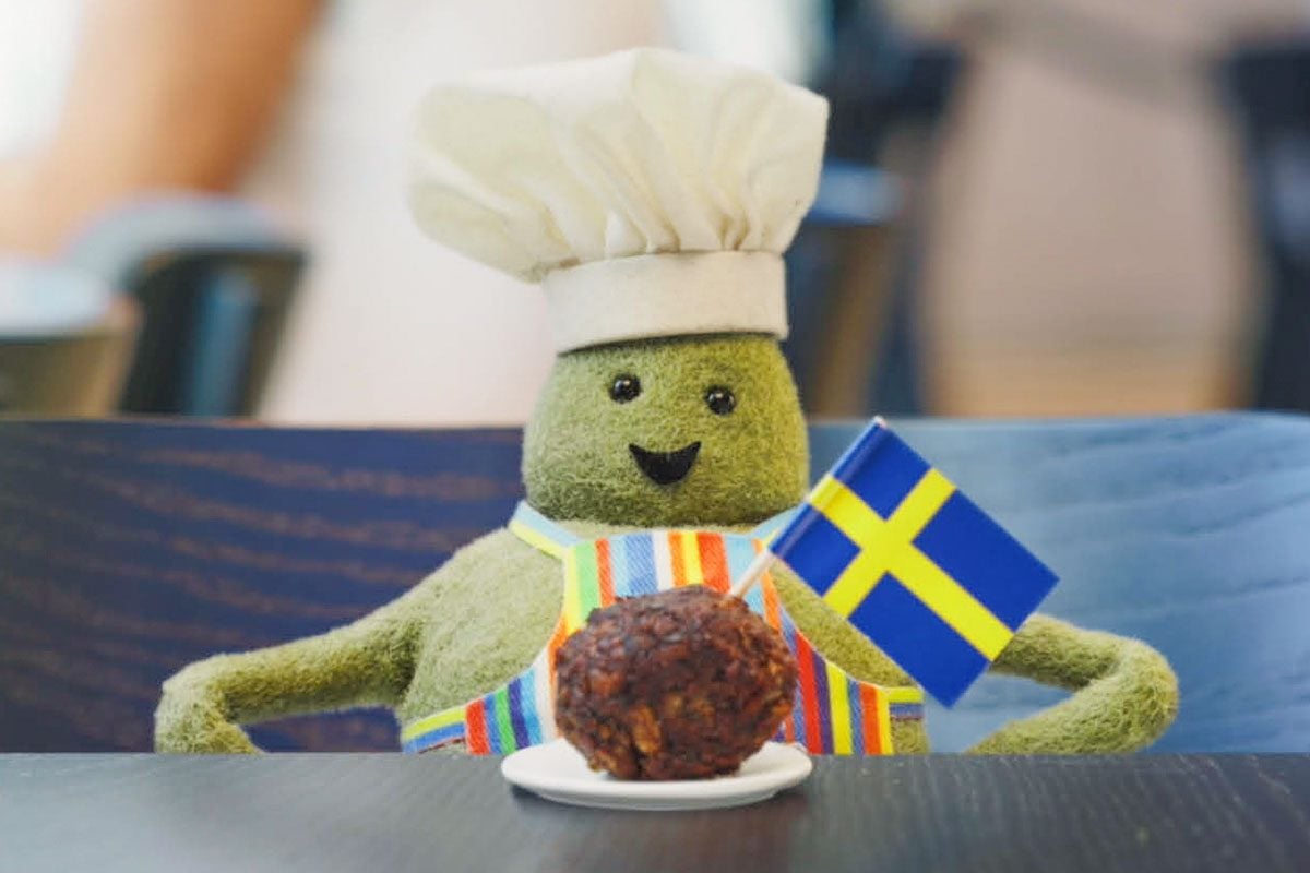 I tried Ikea’s new food court item, and it’s tiny chef-approved