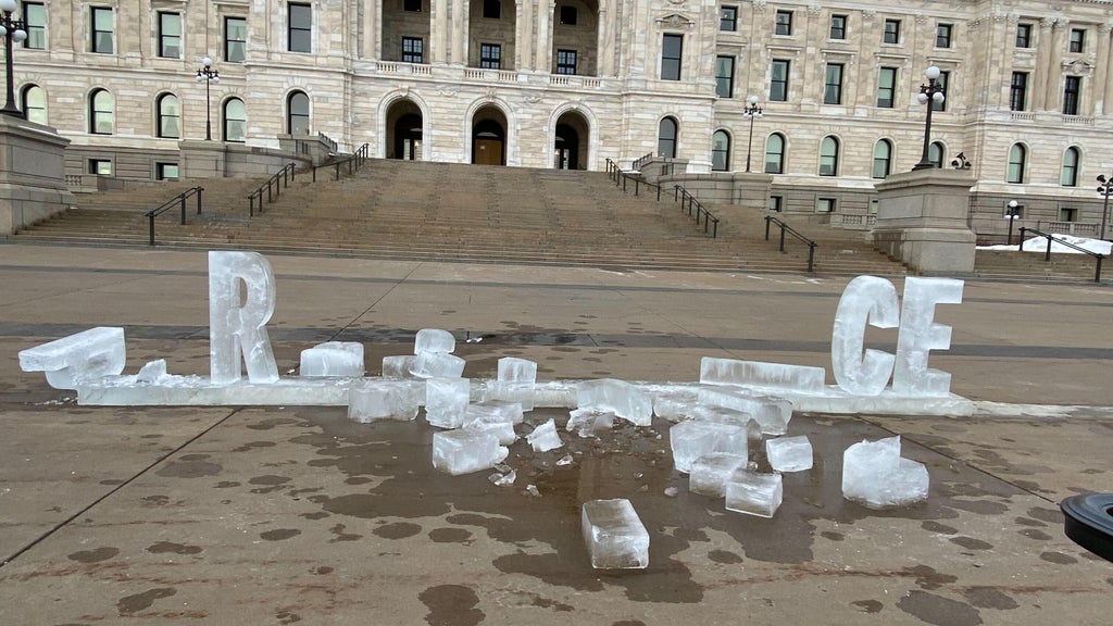 Far-right influencer Jake Lang charged with vandalizing sculpture on ...