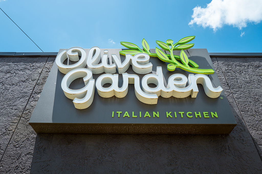 Olive Garden employee dies after sustaining severe burns in tragic ...
