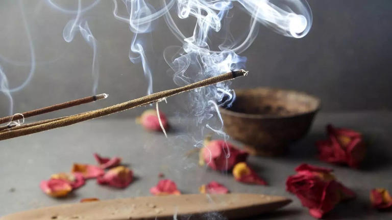 Why is burning incense sticks in the evening a daily ritual? How does ...