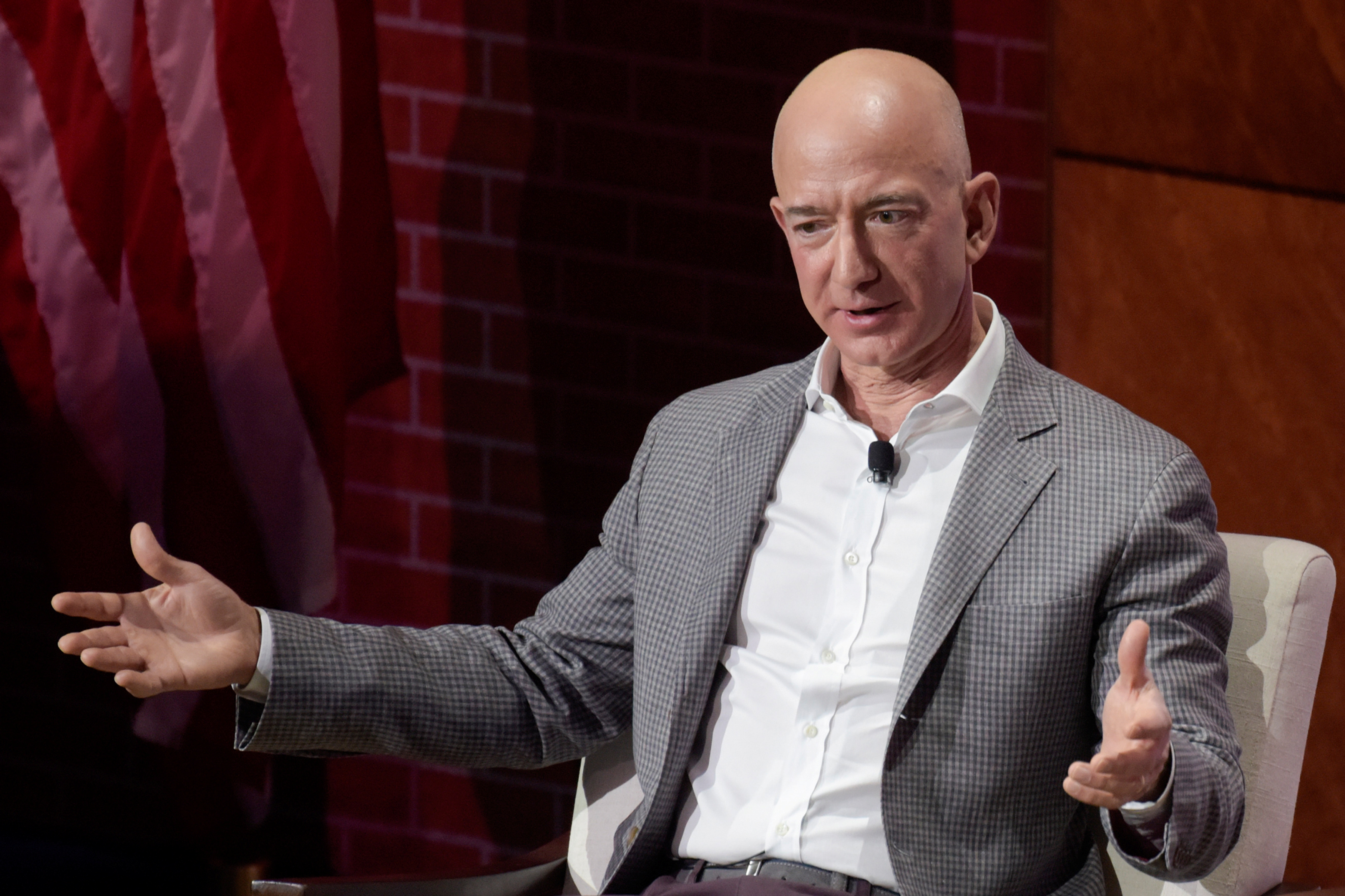 Trending tickers: Amazon, Stellantis, Bitcoin, Rio Tinto