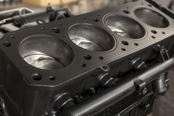 The $4,000 gasket trap: 5 engine red flags that are quietly evaporating ...