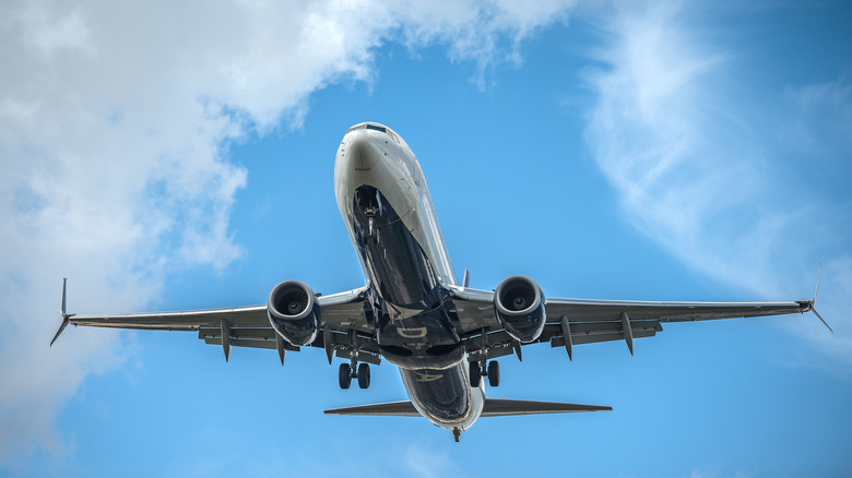 How Fast Do Commercial Planes Fly & What Are Their Top Speeds?