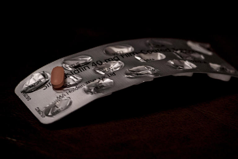 What are statins? The uses and side effects of cholesterol medication