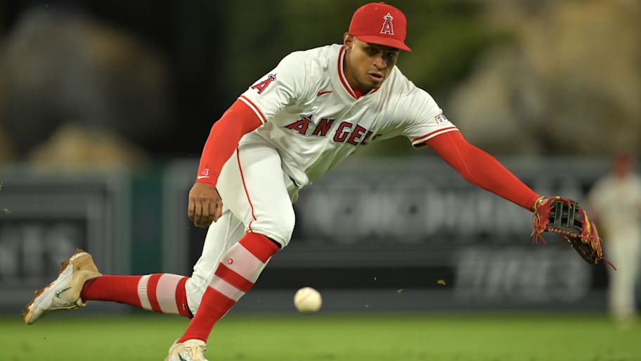 Handicapping the Angels second base position battle