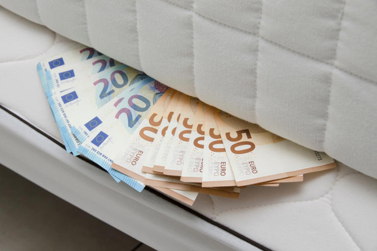 Dit bedrag aan cash mag je in 2026 belastingvrij in huis hebben