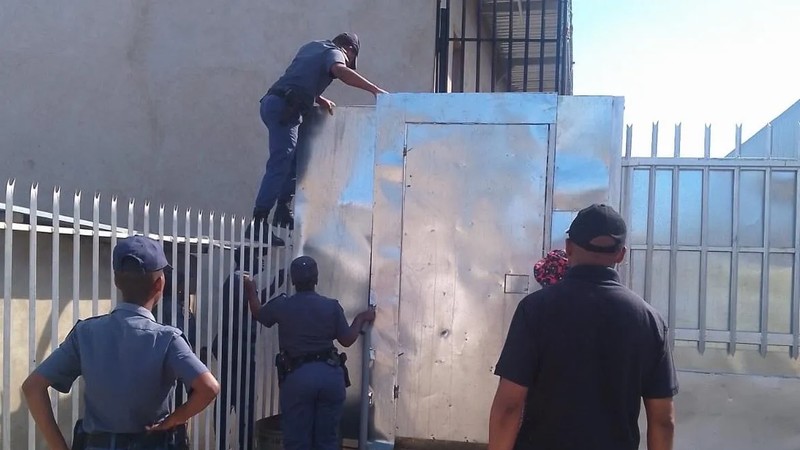 Labour blitz: Two Chinese nationals arrested in Newcastle textile ...