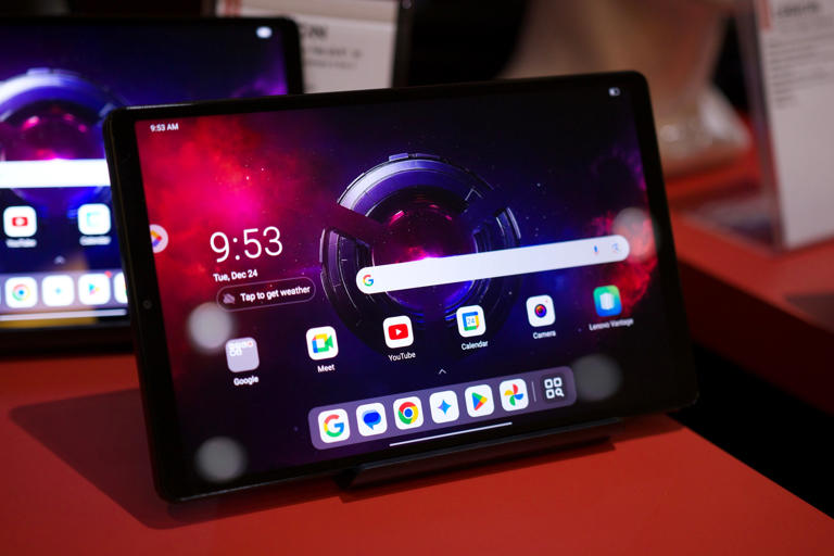 Lenovo confirms a new compact gaming tablet is coming your way