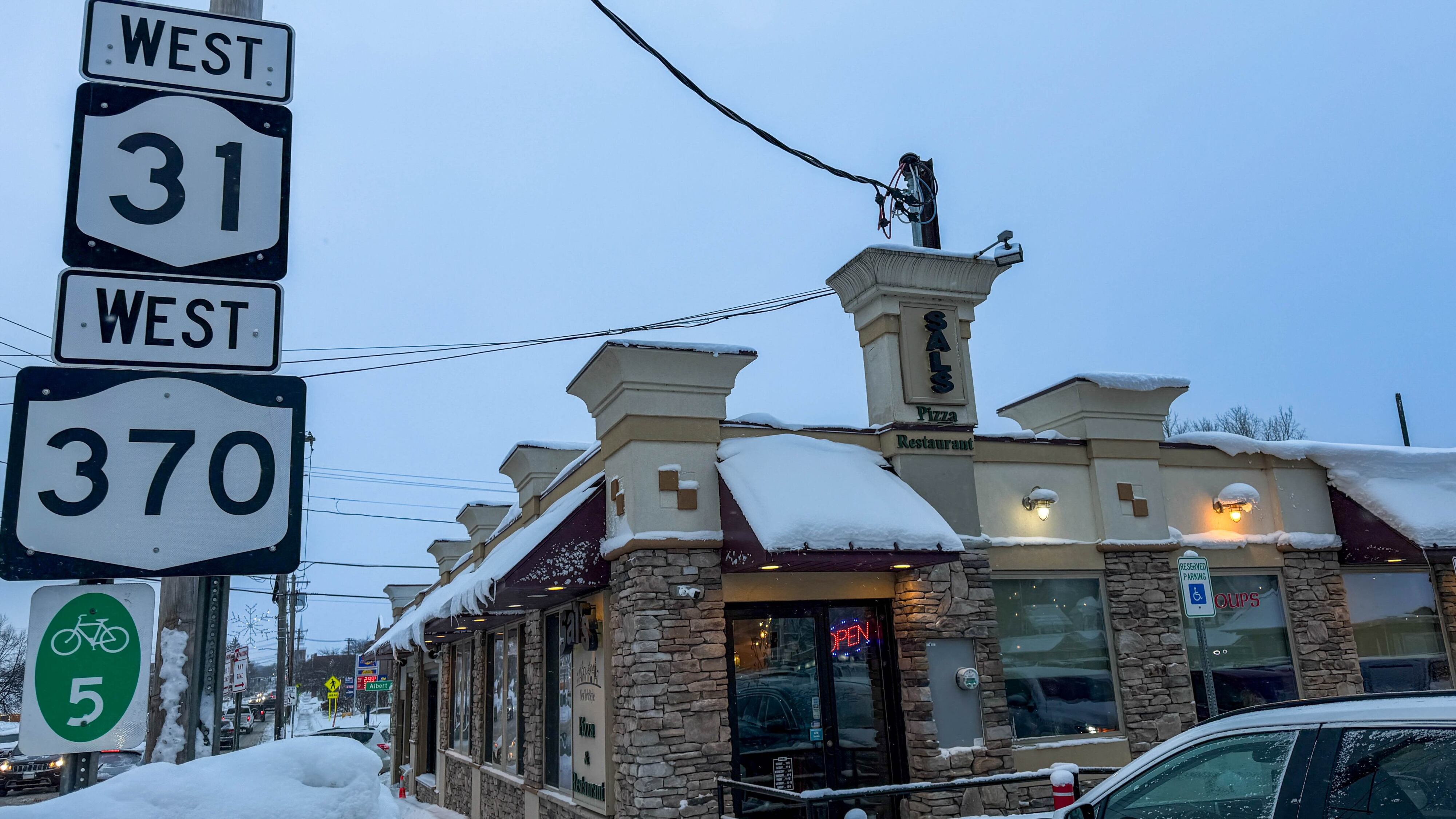Syracuse sandwiches: The chicken cutlet is worth lingering over at Sal ...