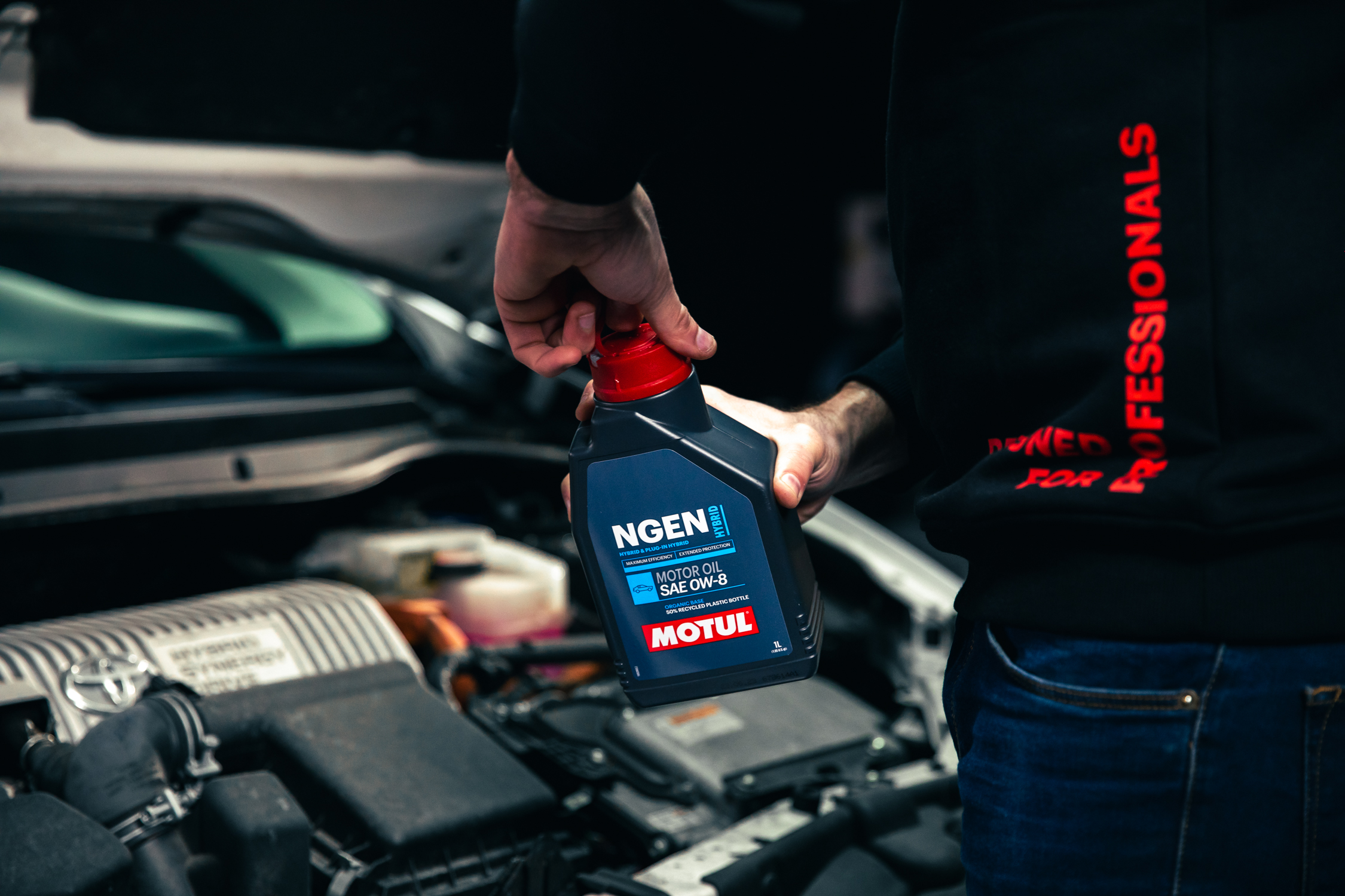 What is re-refined engine oil? Inside Motul’s NGEN Core Tech