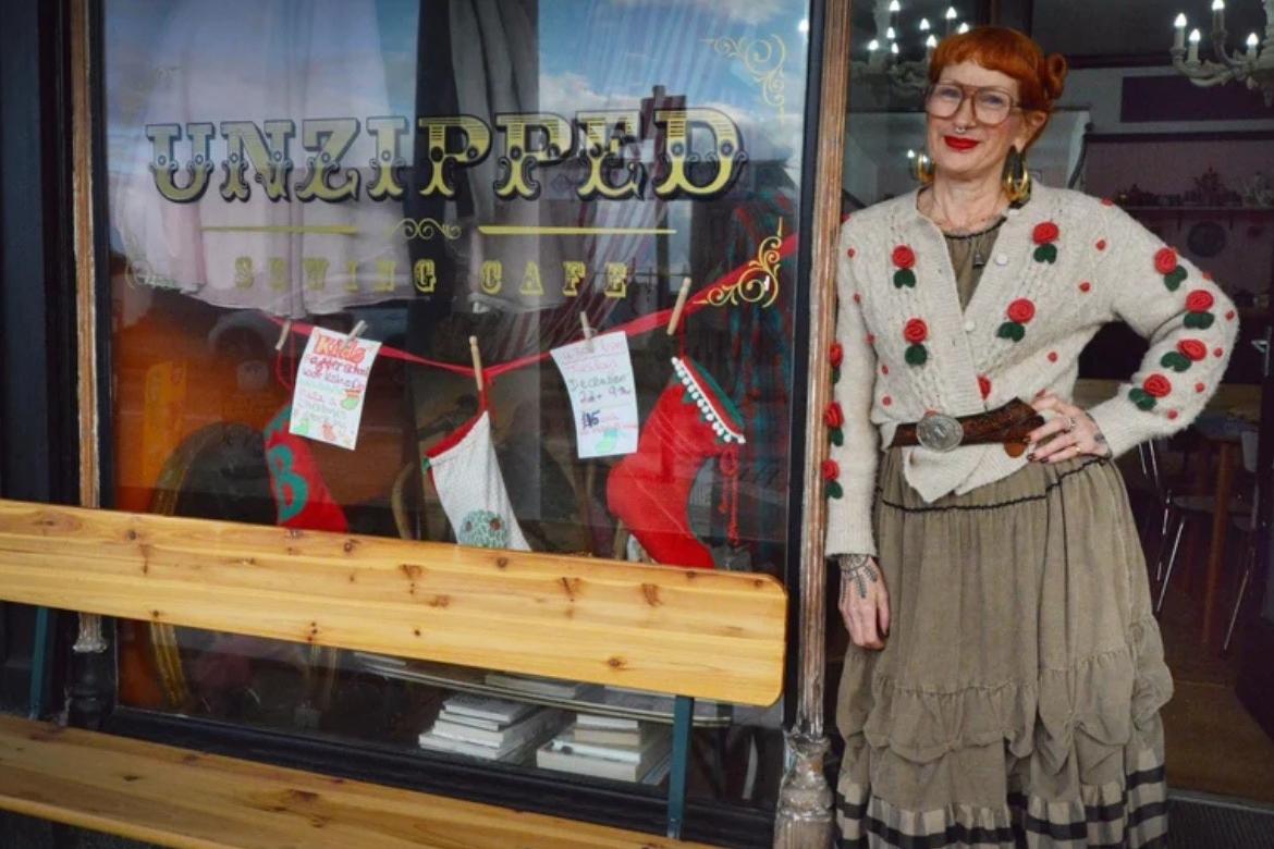 Hastings shop has bench returned following theft