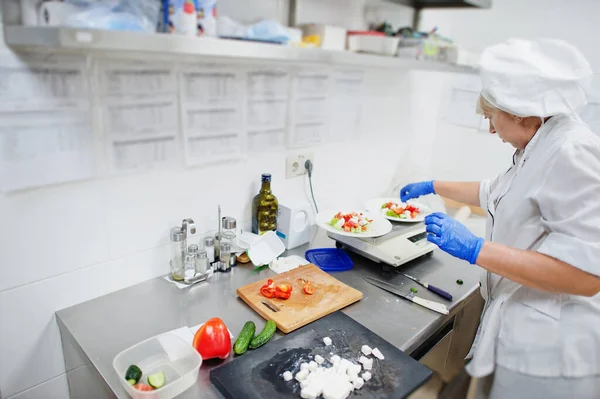 Tips for eating safely while traveling abroad