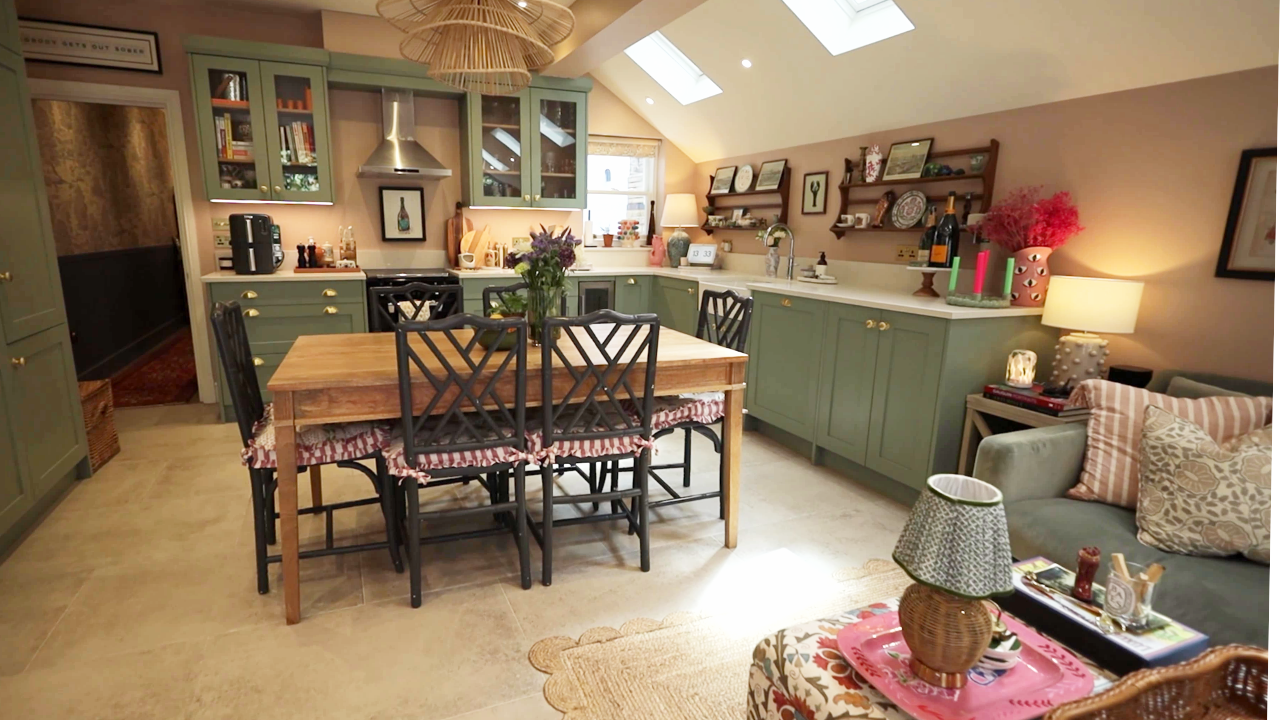 A London flat designed to feel like the English countryside
